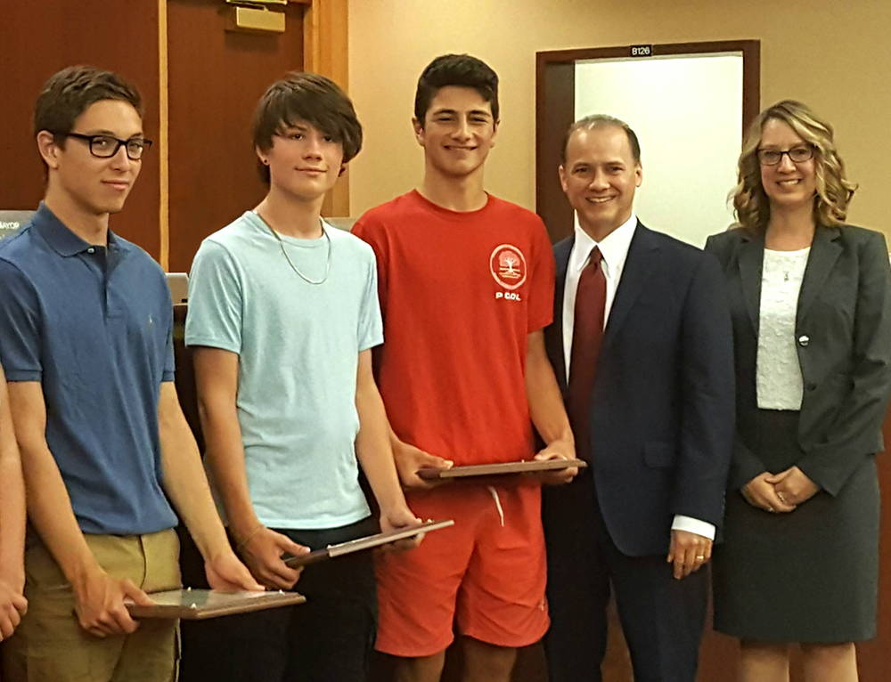 4 Teen Lifeguards Were Honored | Lifeguard Times